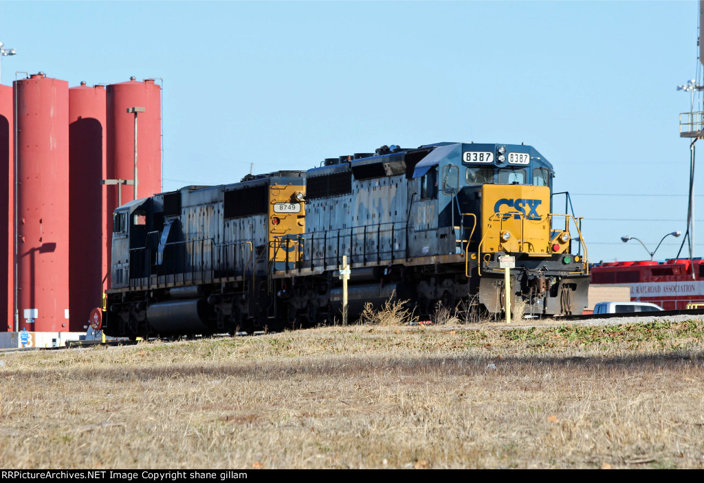 CSX 8387 Sits Off line.